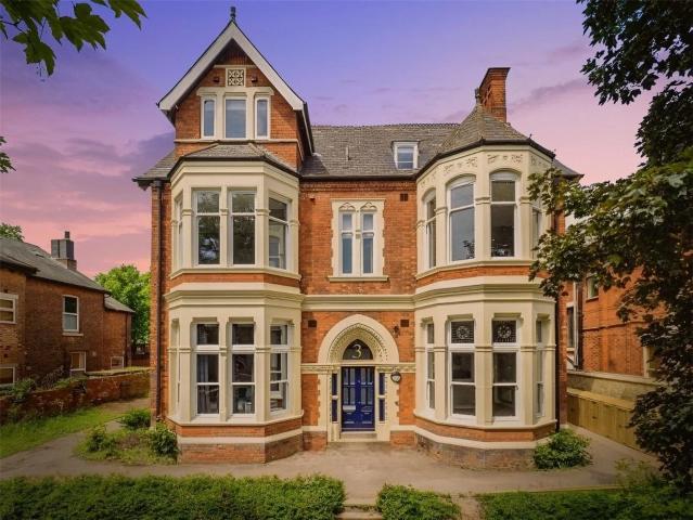 Apartment at Vivian Avenue, Nottingham