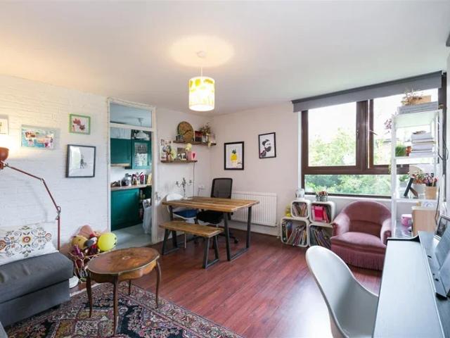 Apartment at Vivian Square, Greater London
