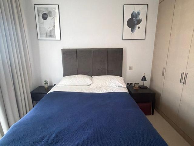 Apartment at Viaduct Gardens, Greater London
