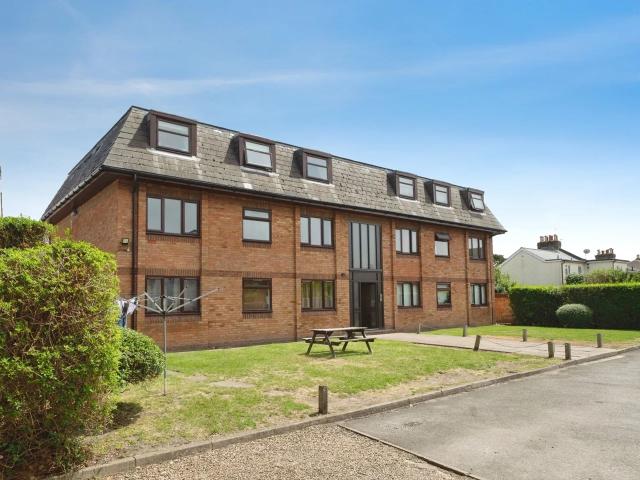 Apartment at Vicarage Road, Borough of Spelthorne