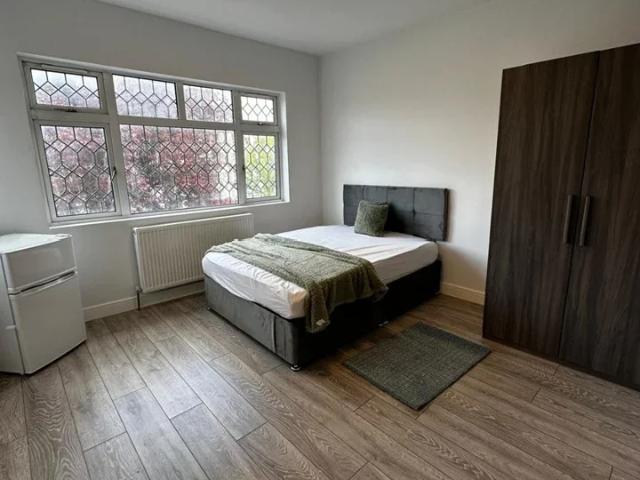 Apartment at Vicarage Way, Greater London