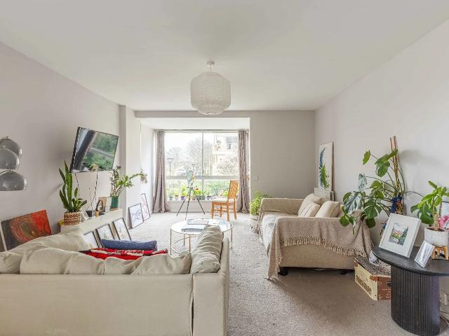 Apartment at Vicarage Walk, Greater London
