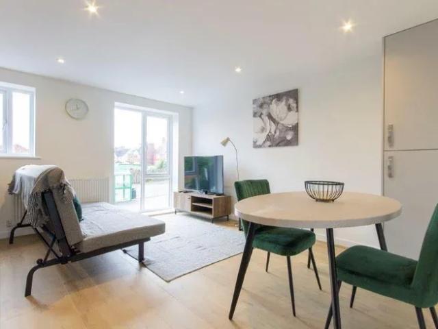Apartment at Victoria Avenue, Staveley