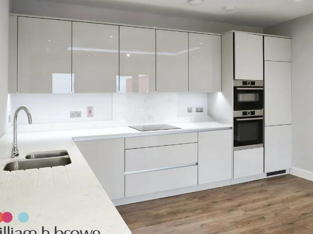 Apartment at Victoria Avenue, Southend on Sea