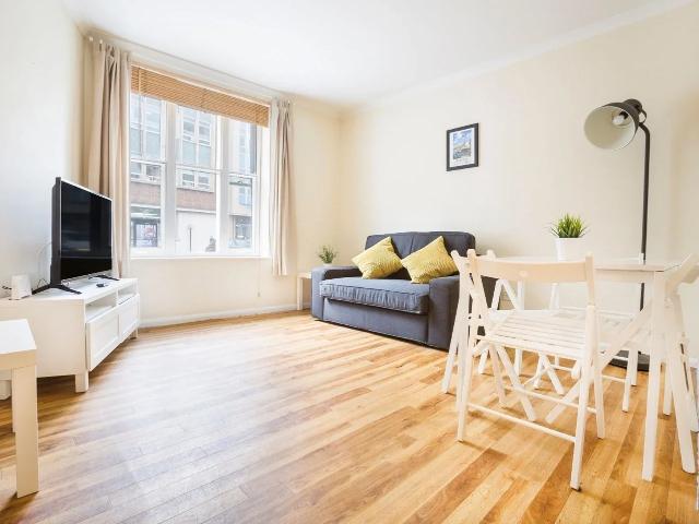 Apartment at Victoria Street, Bristol