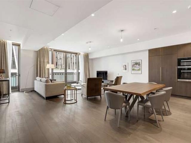 Apartment at Victoria Street, City of Westminster