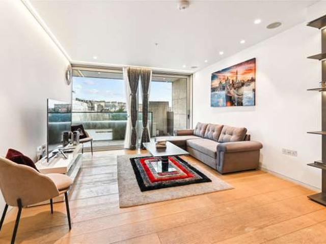 Apartment at Victoria Street, City of Westminster