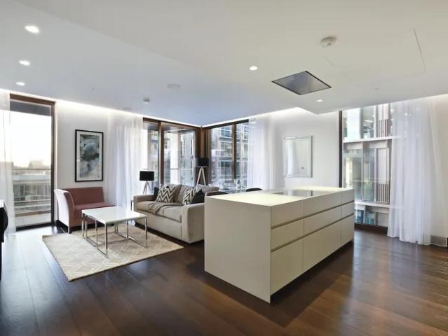 Apartment at Victoria Street, City of Westminster