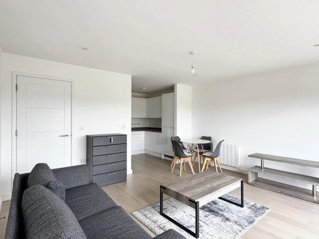 Apartment at Victoria Road, Ashford