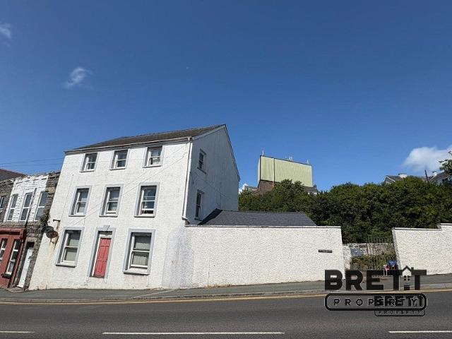 Apartment at Victoria Road, Milford Haven
