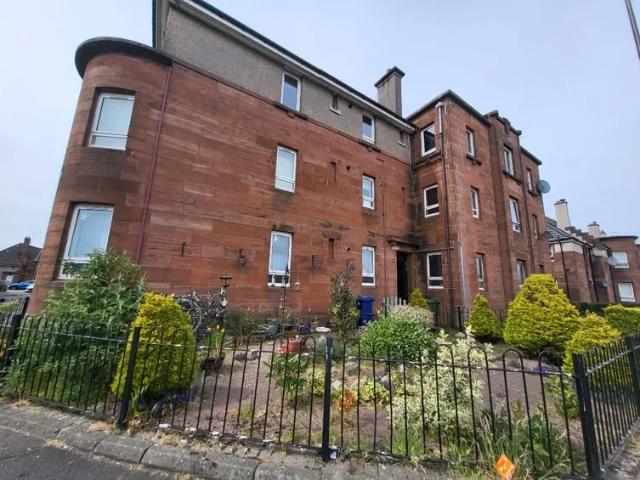 Apartment at Viewpark Gardens, Renfrew