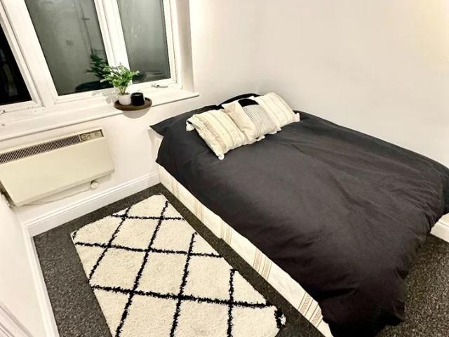 Apartment at Village Way, Greater London