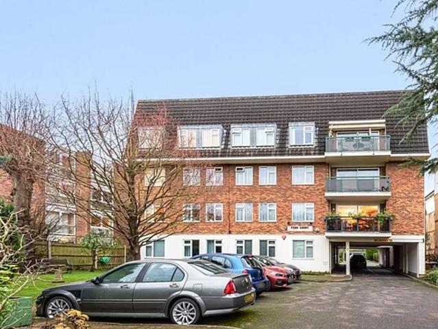 Apartment at Village Way, Greater London