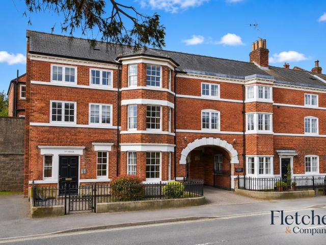 Apartment at Village Court, Amber Valley