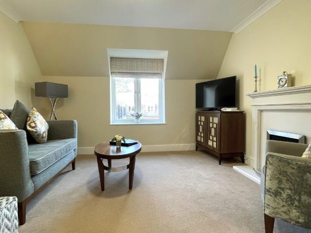 Apartment at Village Street, Harvington