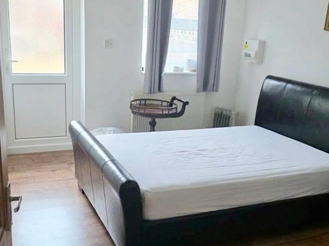 Apartment at Villiers Road, Greater London
