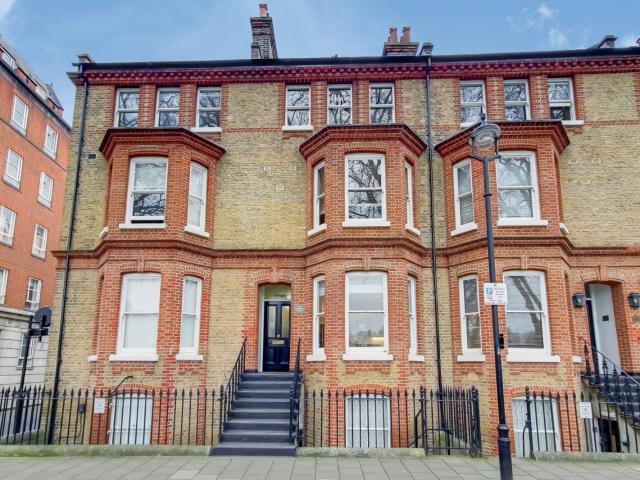 Apartment at Vincent Square, City of Westminster