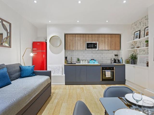 Apartment at Vincent Street, City of Westminster