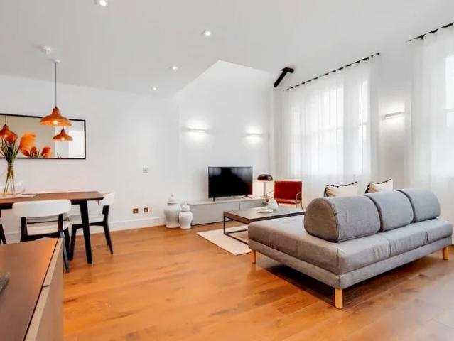 Apartment at Vine Yard, Greater London