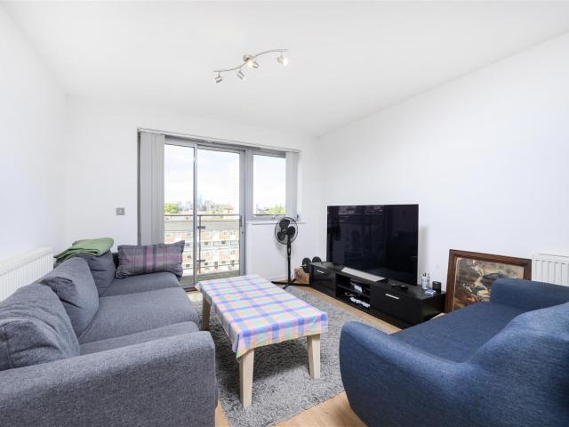 Apartment at Violet Road, Greater London