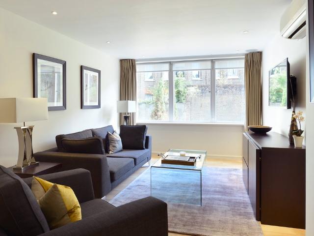 Apartment at Young Street, Greater London