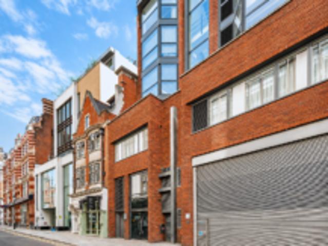Apartment at Young Street, Greater London