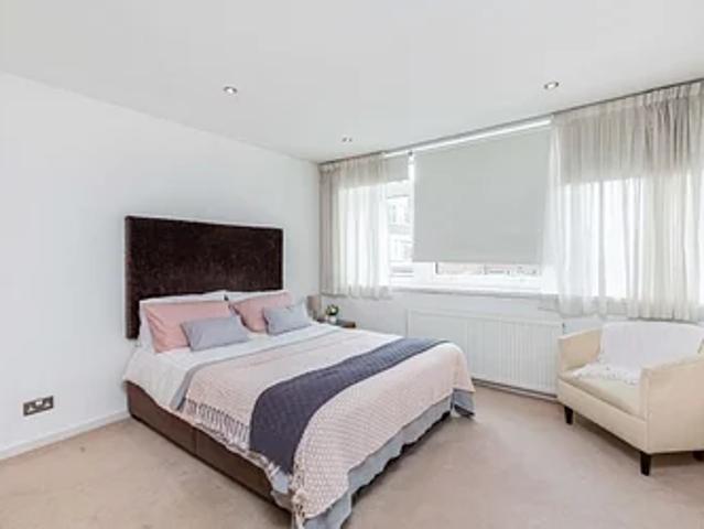 Apartment at York Terrace West, City of Westminster