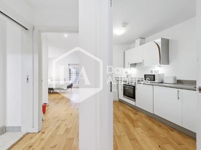 Apartment at York Way, Greater London