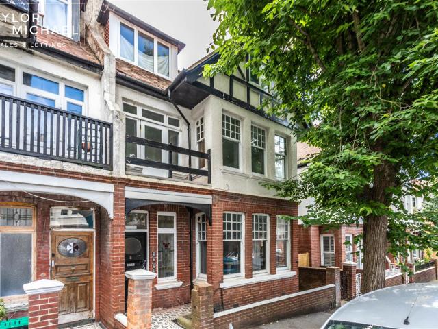 Apartment at York Avenue, Hove