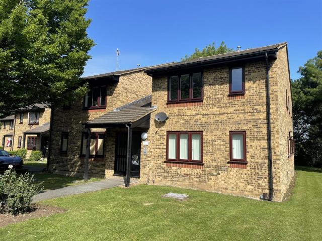 Apartment at York Rise, Greater London