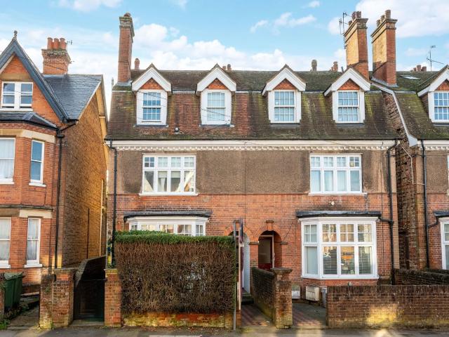 Apartment at York Road, Guildford
