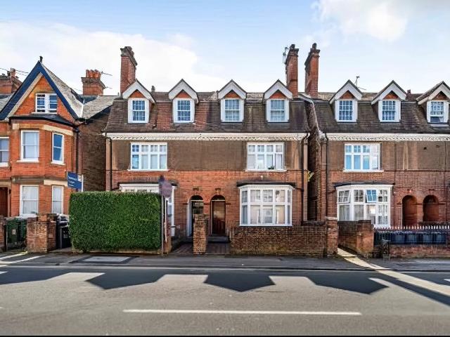 Apartment at York Road, Guildford