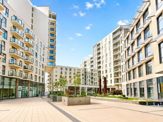 Apartment at York Road, Woking