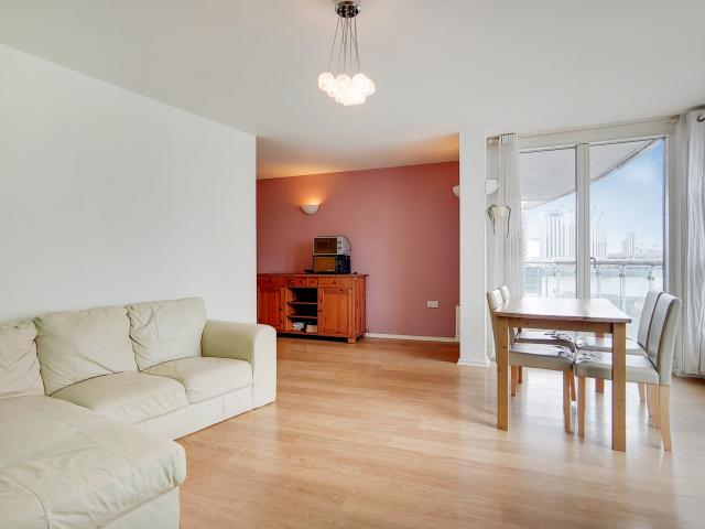 Apartment at Yabsley Street, Greater London