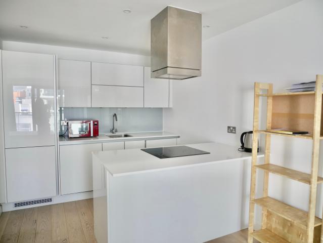 Apartment at Yabsley Street, Greater London
