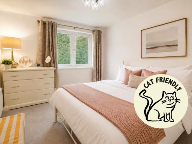 Apartment at Yalland Close, Bristol