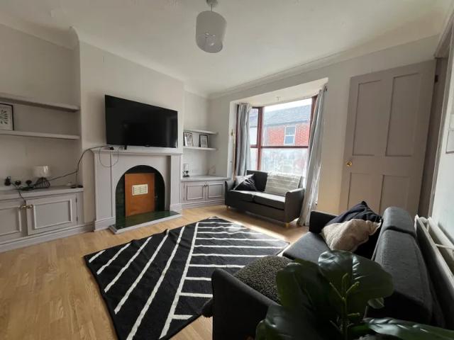 Apartment at Yarborough Road, Lincoln