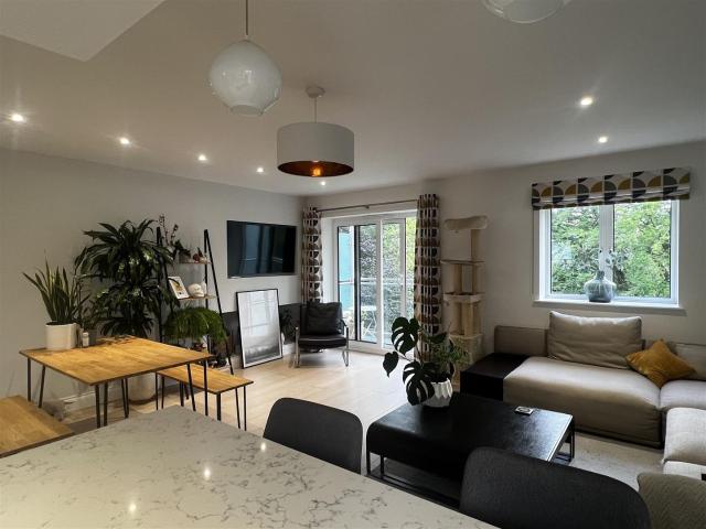 Apartment at Yarnell's Hill, Vale of White Horse