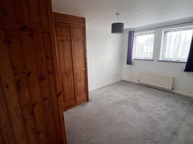 Apartment at Yew Tree Road, Slough