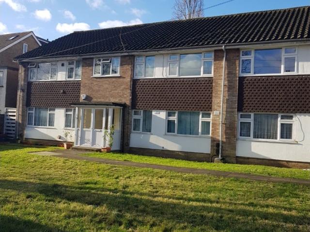 Apartment at Yew Tree Walk, Greater London