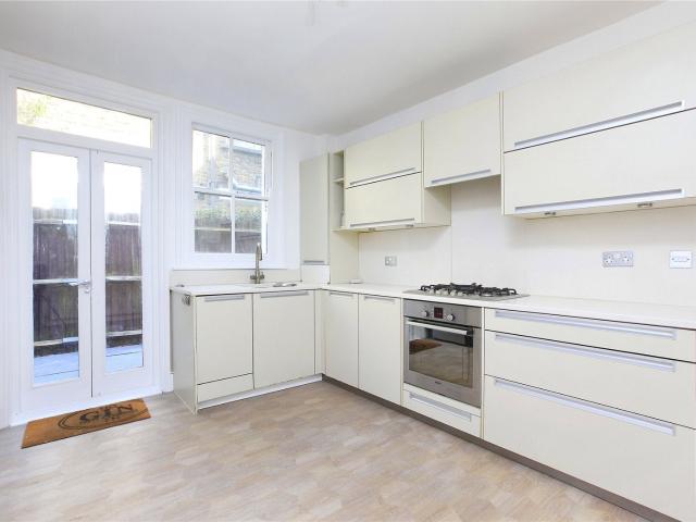 Apartment at Yukon Road, Greater London