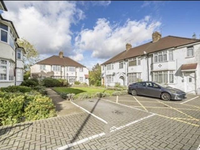Apartment at Zenith Close, Greater London