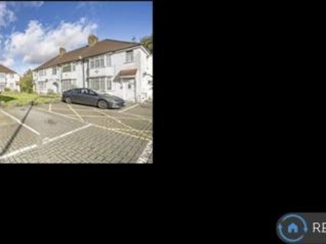 Apartment at Zenith Close, Greater London