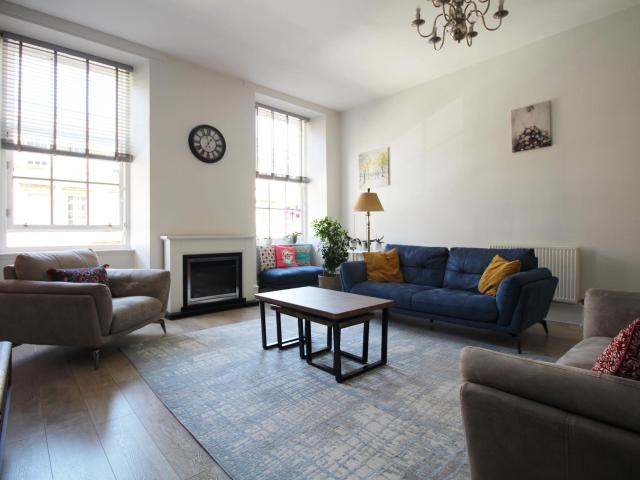 apartment Baliol Street, Woodlands, Glasgow, G3 6UT