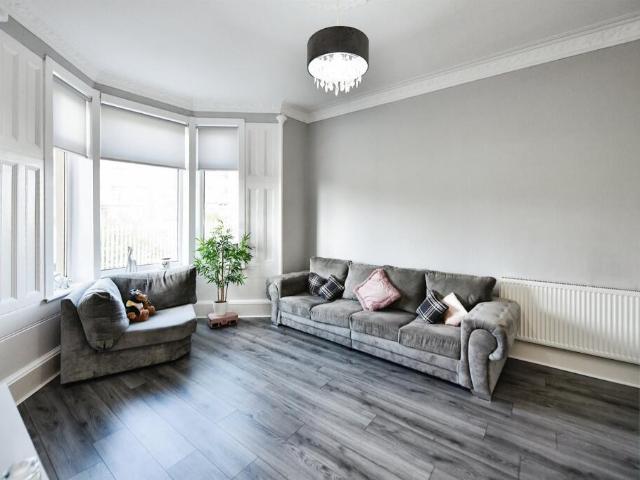 apartment Bannatyne Avenue, Dennistoun, Glasgow, G31 2UD