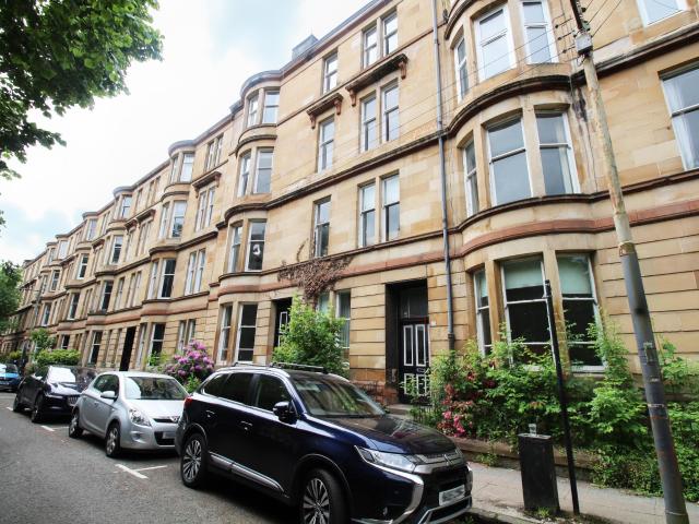 apartment Barrington Drive, Woodlands, Glasgow, G4 9DT
