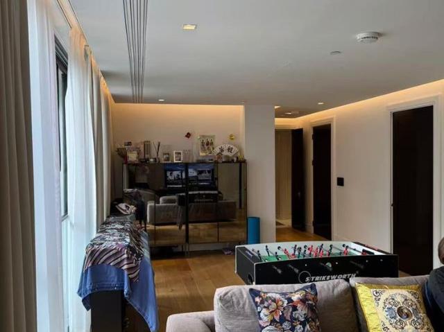Apartment, Belvedere Road, London