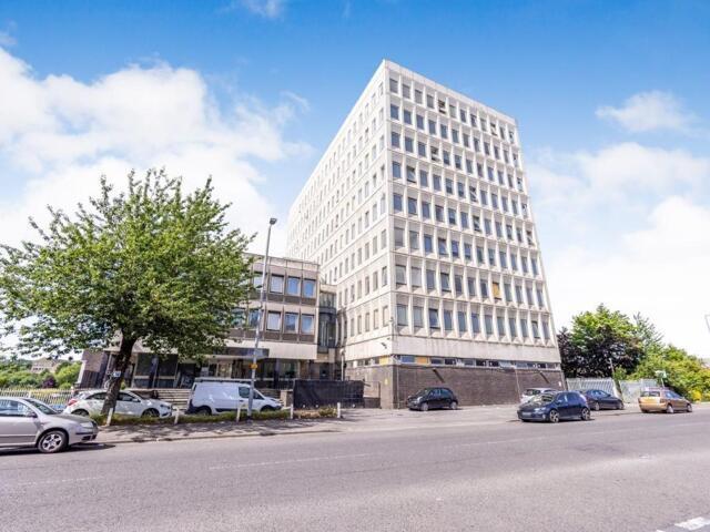 Apartment Bradford Bradford LS101231575