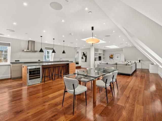 apartment Bull Inn Court