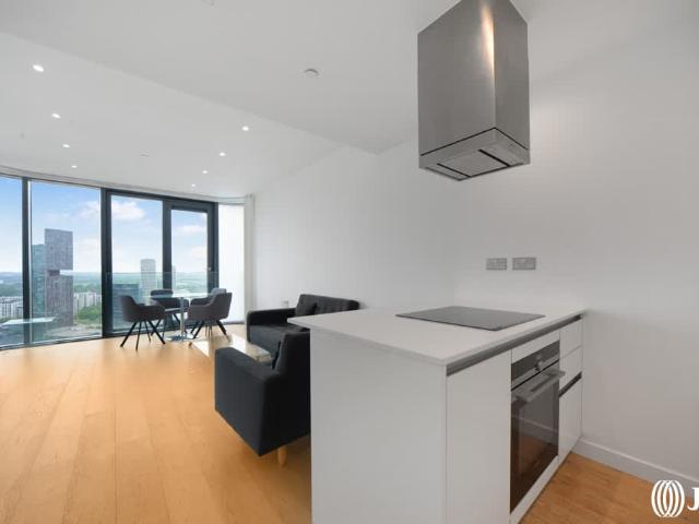 apartment Great Eastern Road London E15